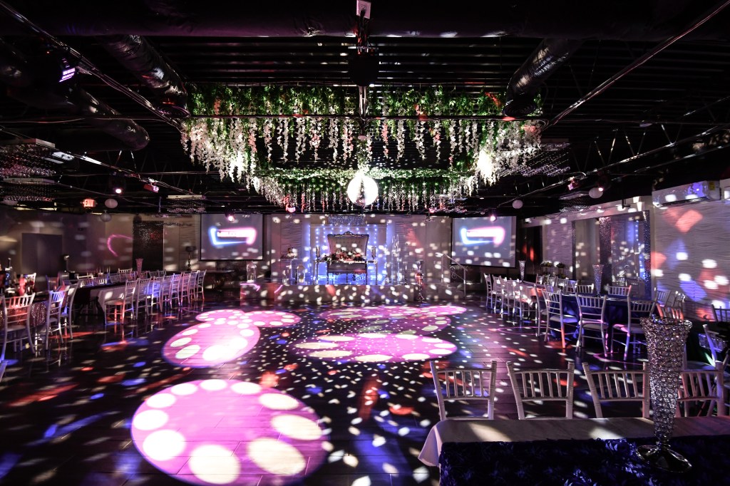 Gallery – Majestic Palace Ballroom